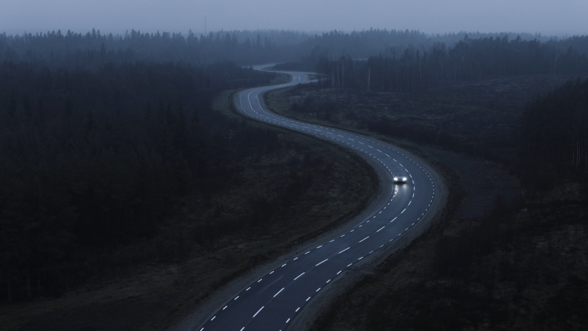 Pure progressive performance | Polestar