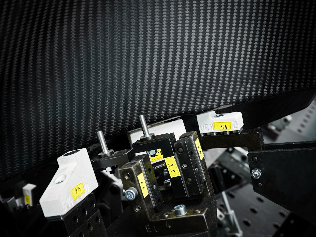 Pure progressive performance | Polestar